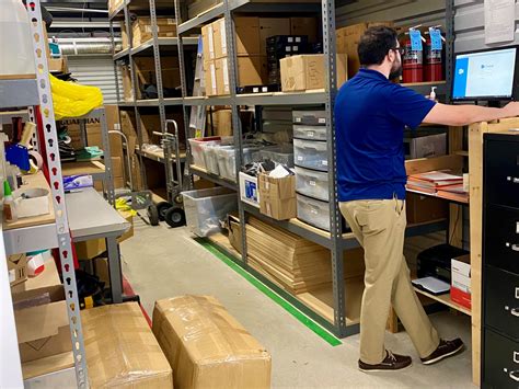 ASK THE STORAGE EXPERTS HOW TO ORGANIZE YOUR STORAGE UNIT Modern Storage