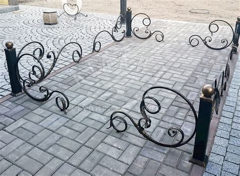 Кованый уголок на могилу с витым узором УГМ-005: купить в Москве, фото ...