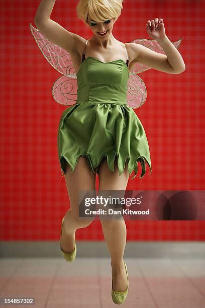 Tinkerbell Image Photos And Premium High Res Pictures Getty Images