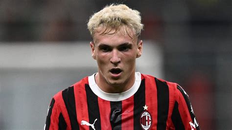 Jimenez Milan Il Como Tratta Per Il Giovane Esterno