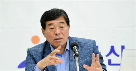 정치자금법 위반 혐의 윤화섭 안산시장 검찰 송치