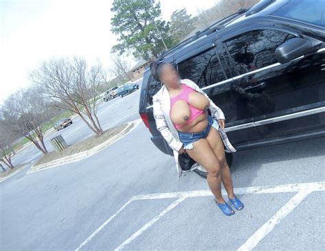 Public Nudity Pt1 Shesfreaky