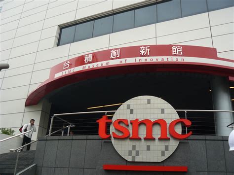 Samsung And Tsmc Battle To Produce The A12 Chip For Apple In 2018