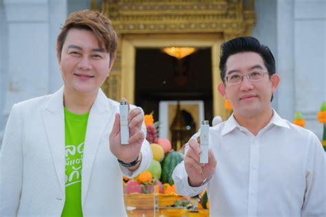 ครั้งแรกกับการเปิดตัวน้ำหอมบูชาสิ่งศักดิ์สิทธิ์แบรนด์ “de Dheva” โดย “แมกซ์ โซลูชัน