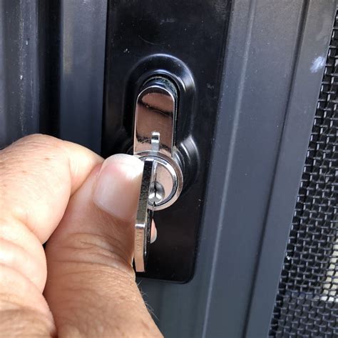 How To Remove A Stuck Key From A Door Lock