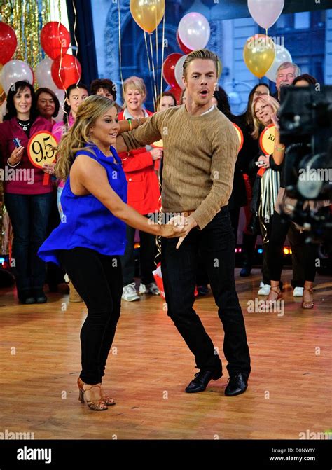 Shawn Johnson Dancing With The Stars Trophy