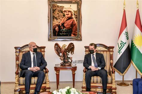 سەرۆکی حکومەتی هەرێمی کوردستان سەردانی وەزارەتی كارەبا دەکات