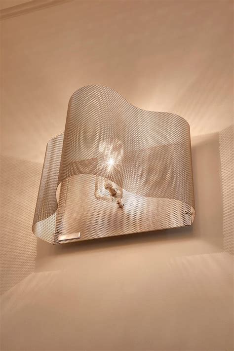 Light And Shadows Undulating Curves Transparent Material