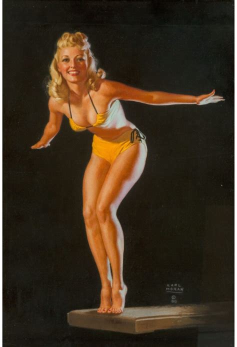 8 Hot Sexy Elise Dumouchelle Bikini Pics