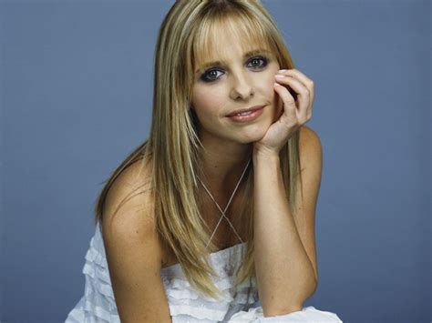 Sarah Michelle Gellar Sarah Michelle Gellar Wallpaper Fanpop