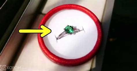 Оюутан залуу хайртай бүсгүйдээ зориулж өөрийн гараар гоёмсог бөгж хийжээ