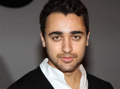 بعد انقطاع 9 سنوات عمران خان يعود إلى السينما الهندية بهذا الفيلم وشوشة