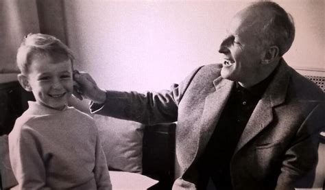 Un Air De Famille Philippe Raimbourg Fils De Bourvil « Mon Père était Sérieusement Le Mans