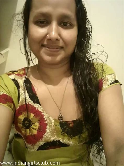Sexy Indian Bengali Teen Juicy Big Boobs Indian Girls Club