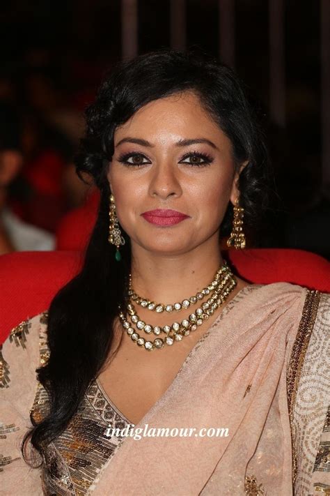 Pooja Kumar Actress Hd Photos Images Pics And Stills