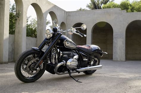 Bmw Motorrad Celebrates 100 Years With Limited Edition Rninet And R18 Bikes Maxim