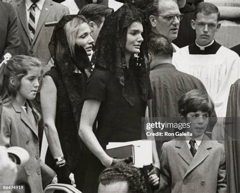332 Jackie Kennedy And Lee Radziwill Photos And High Res Pictures Getty
