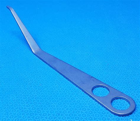 Used Innomed 6290 00 077 Retractor Surgical Instruments For Sale