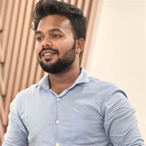 𝙎𝘼𝙉𝙏𝙃𝙊𝙎𝙃 Santhoshs • Threads Say More