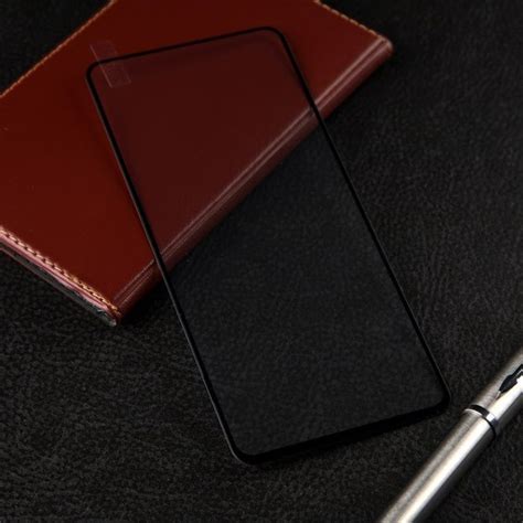 Защитное стекло Miuko для Tecno Spark Go 2024 Full Screen полный клей купить с доставкой по