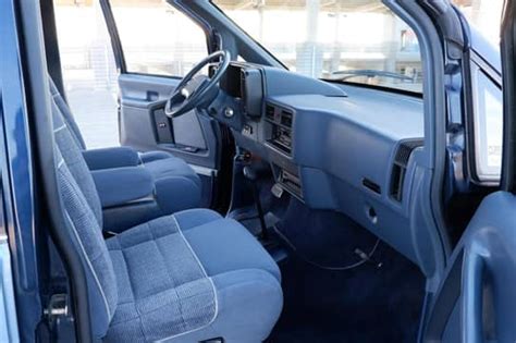 1990 Ford Aerostar Xlt Auction Cars And Bids