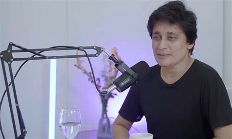 Sahir Lodhi Denies Ever Attempting To Imitate Shah Rukh Khan Life And Style Aaj English Tv