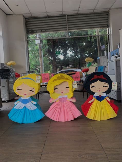 Piñata De Princesas Piñatas Originales Piñatas Faciles Manualidades