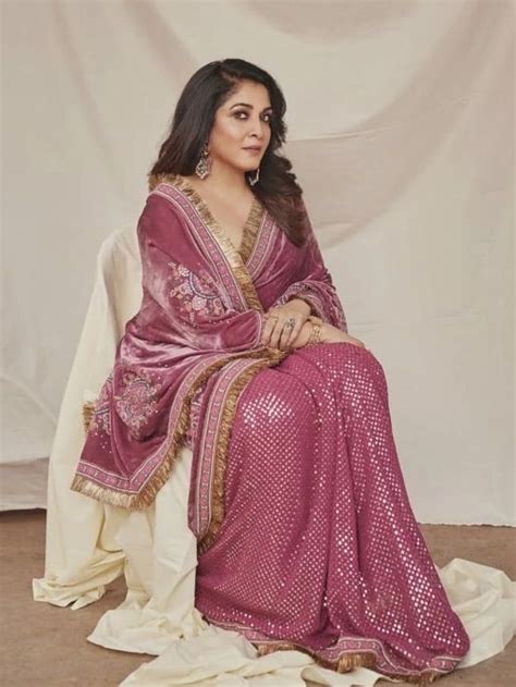 நடிகை ரம்யா கிருஷ்ணனின் டேட்டஸ்ட் புகைப்படங்கள்