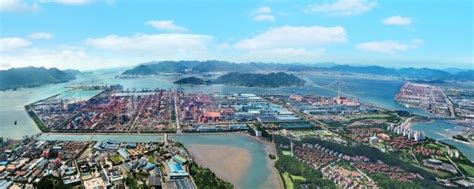 포스코 광양제철소 직원 자녀 초등학교 입학 축하 선물 전달 아주경제 포스코 광양제철소 직원 자녀 초등학교 입학 축하 선물 전달 아주경제