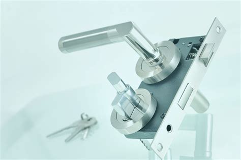 Comment Choisir Une Serrure De Porte Le Guide Complet Serrurerie Fabre