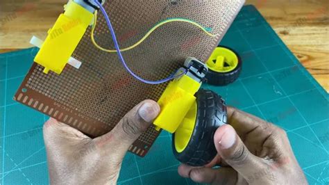 How To Make A Diy Fire Truck With Arduino Uno R4 Minima Board