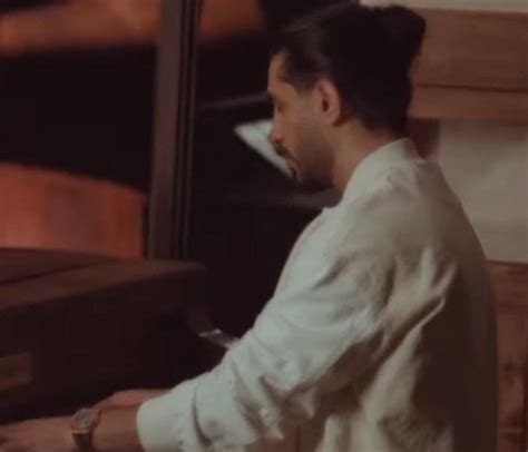 بیوگرافی کسری زاهدی زندگی نامه و همسر و عکس های جدیدش