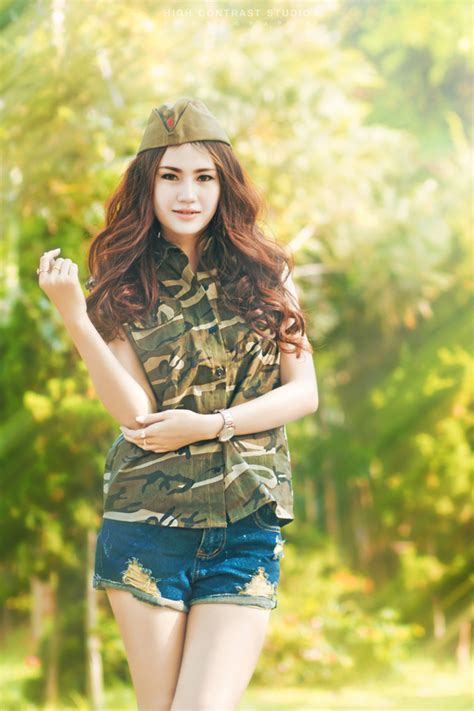 Commando Girls Behance