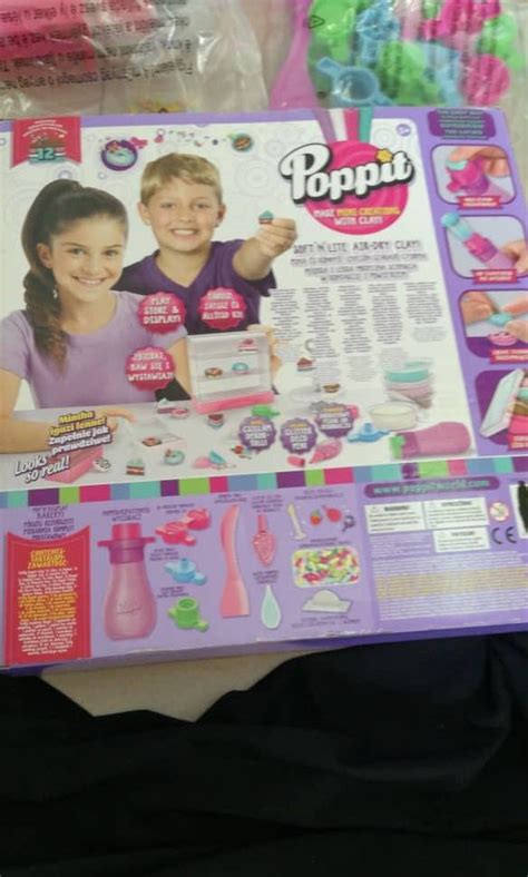 Poppit Display Bakery Hobbies And Toys Toys And Games On Carousell
