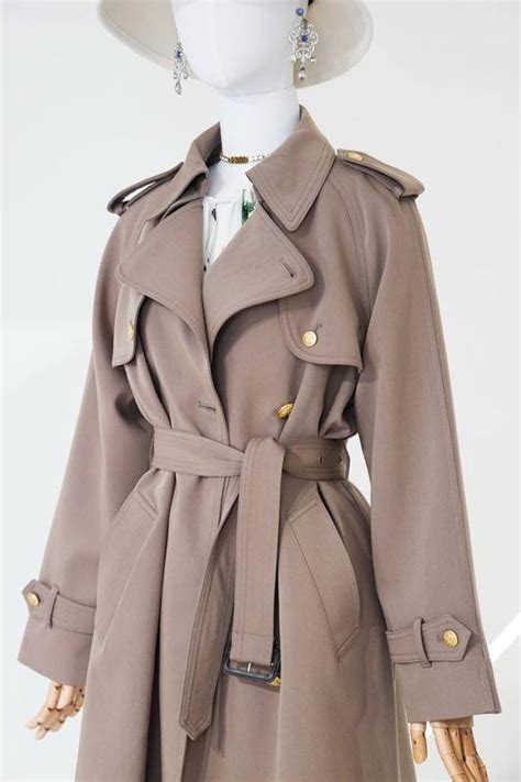 Тренч — ціна 6400 грн у каталозі Плащі Купити жіночі речі за доступною ціною на Шафі Україна