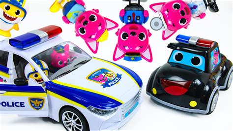핑크퐁 경찰차 아기상어 경찰관님 도둑을 잡아주세요 꿀벌튜브 장난감이야기 Youtube