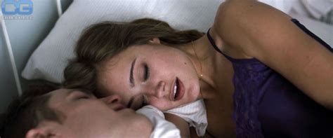 Ella Purnell Nude Pictures Photos Playbabe Naked Topless Fappening