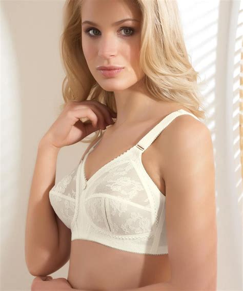 Pin von Bra Addict auf Bras I like to wear too Büstenhalter