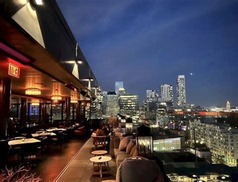 Shelbys Rooftop Bar And Lounge Skyline Dining In San Francisco