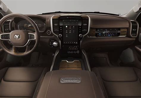 Купить новый Ram 1500 Limited Longhorn 2026 двигатель 57 V8 Hemi Mds