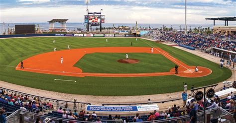 야구장에서 특별한 하룻밤 에어비앤비 올라왔다