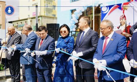 Vip76 Mn Баян Өлгий аймагт Ардчиллын өргөө нээлтээ хийлээ