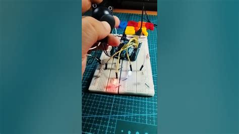 control de iluminación de leds con joystick ky 023 y arduino arduino