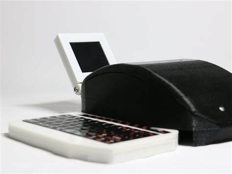 A Raspberry Pi Stuffed Inside A Mouse Is A True All In One Computer