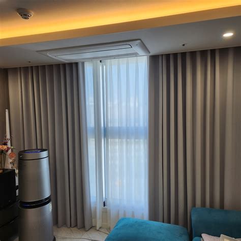우장산 한울에이치밸리움 거실 이중커튼 형상기억암막커튼 쉬폰커튼 설치 서울특별시 강서구 마곡동 비즈프로필