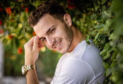 Complete Guide To Thai Men The Good The Bad And The Gik