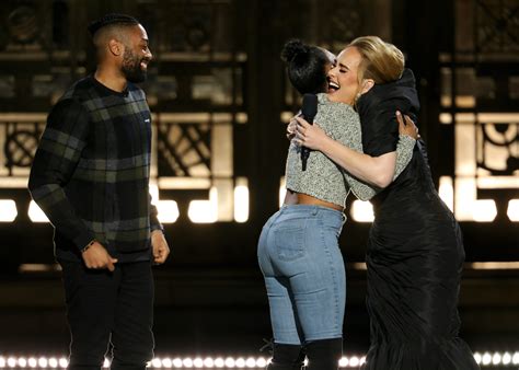 Adele Helps Fan Propose To Girlfriend During Adele One Night Only