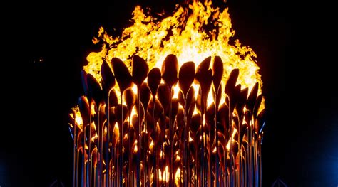 Gallery Thomas Heatherwicks Showstopping Olympic 2012 Cauldron