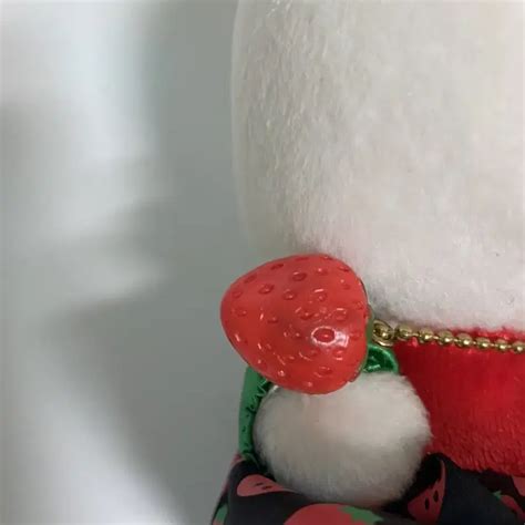 Figures Dolls 고전키티 키티 산리오 헬로키티 딸기키티 On Bunjang With Safe Global Shipping