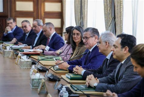 أخنوش يشرف على التوقيع على اتفاقية استثمارية مع المجموعة الصينية